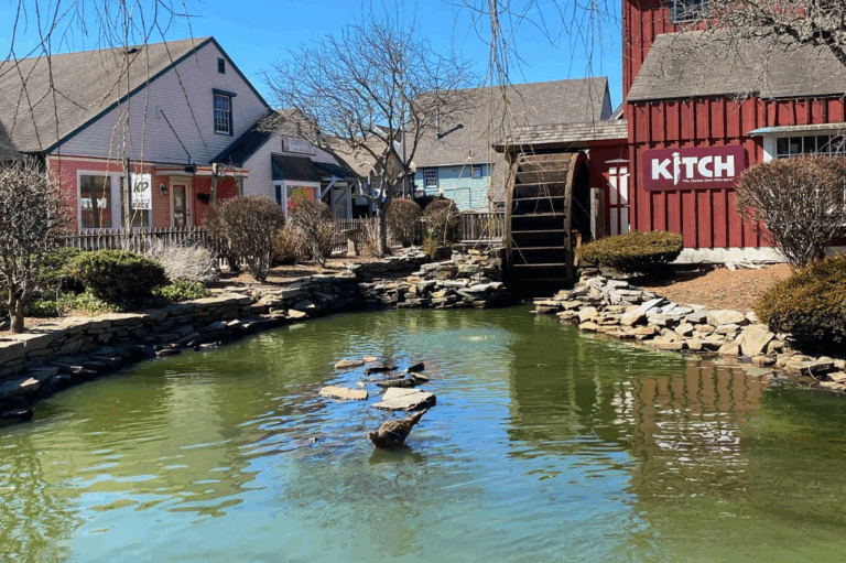 Olde Mistick Village – Mystic, CT – The Travelers Field Guide